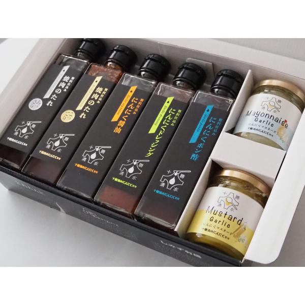 【あっさりタイプ】170gお肉の旨さを引き立てます！お肉の旨味を味わえる絶妙なバランスに配合された醤油ベースの焼肉たれ。【こってりタイプ】170g漬け込みたれとしても活用！お肉への味付けとしての漬け込みだれとしても使えます。【にんにく醤油】...