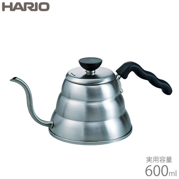 注ぎやすさを考えた、注ぎ口形状とハンドル形状。コーヒードリップのための新しいケトルです。注ぎ口の形状をより注ぎやすくコントロールしやすい形状にしました。小さめ600mlサイズ。1-3杯用
