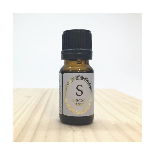 【ブレンド内容】オレンジスイート・真正ラベンダー・シナモンリーフ・クローブリーフ・ベンゾイン