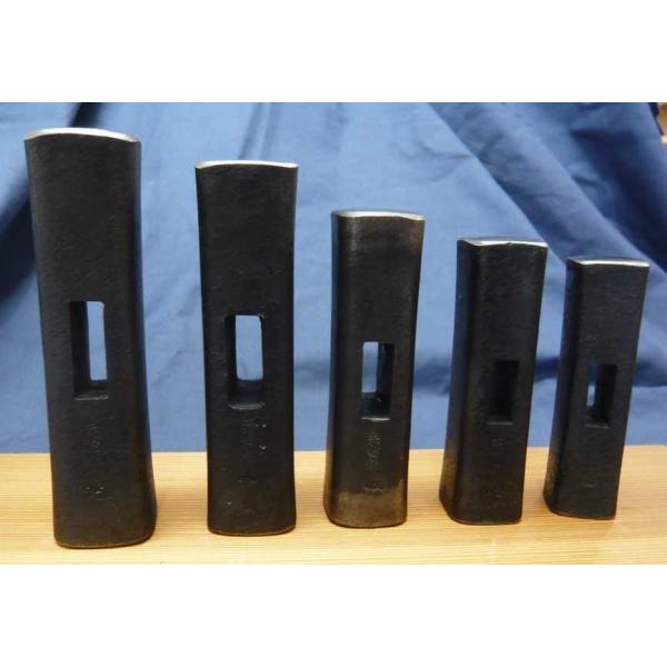 120匁頭のみ1丁当たりのお値段です。柄はついておりません。未使用ではございますが長期保管品です。汚れや錆などございます。こちらは代表画像となります。一つ一つ手作りのため重さや形に若干の違いがございます。大きな画像が見たい・・等ございました...