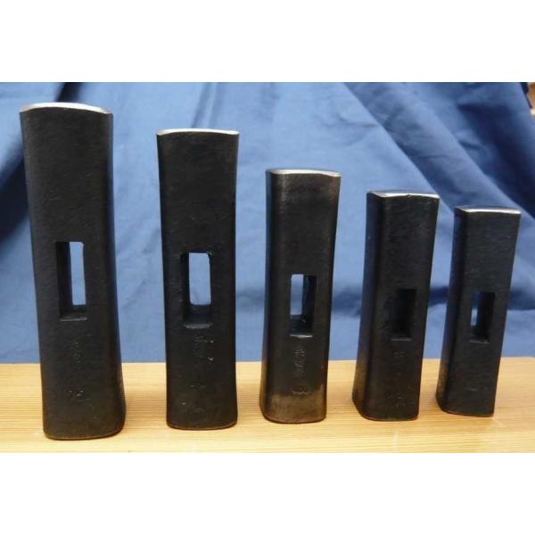 80匁頭のみ1丁当たりのお値段です。柄はついておりません。未使用ではございますが長期保管品です。汚れや錆などございます。こちらは代表画像となります。一つ一つ手作りのため重さや形に若干の違いがございます。大きな画像が見たい・・等ございましたら...