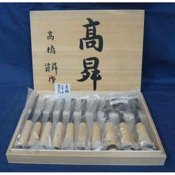 実店舗でも展示・販売しております。未使用ではございますが、長期保管品です。箱などに傷や汚れなどある場合もございます。画像は代表画像となります。 一つ一つ手作りの為同じ銘でも微妙な違いがございます。ご理解下さいませ。大きな画像が見たい・・等ご...