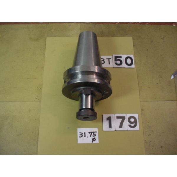 BT50番の　BIG製のフルバック用アーバーの 中古品です。型式は　BT50-FMA31.75-45です。内径31.75Φのフルバックを装着できます。詳細な寸法はBIGのカタログを参照下さい。写真現状有姿渡しでご入札ください。 BT50-179