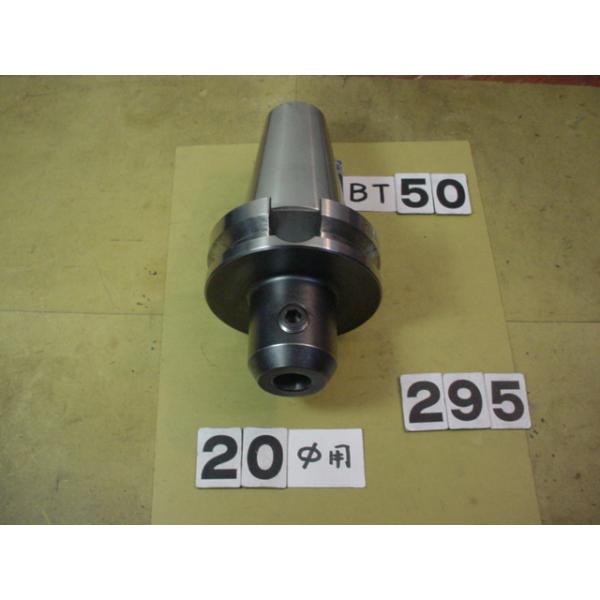 BT50番の　BIG製の　サイドロックホルダー　の 中古品です。型式は　BT50-SL20-90です。20Φシャンクのサイドロック面のあるエンドミルホルダー等で使用できます。写真現状有姿渡しでご入札ください。 BT50-295