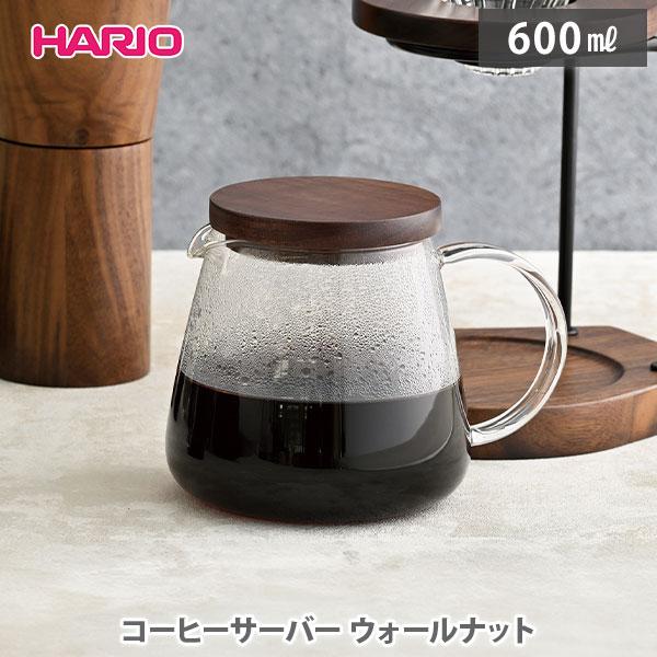 フタにウォールナットを使用した、ハンドドリップコーヒーシリーズのコーヒーサーバーです。コーヒー1杯が120ml〜150mlなので約4杯分のコーヒーを淹れることができます。ウォールナットウッド「クルミの木」は、高級家具などにも使われる木目の美...