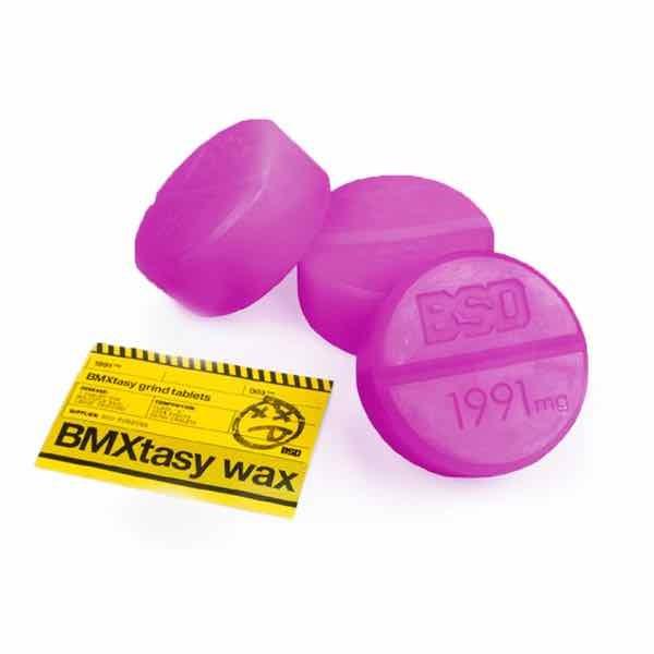 【発売日：2022年06月29日】スコットランドのBMXストリートブランド『BSD』3個で1パックの便利なタブレット型グラインドワックス。サイズ：90mm x 40mmスペック- 3 Pack Of Pocket Size Wax- Ult...