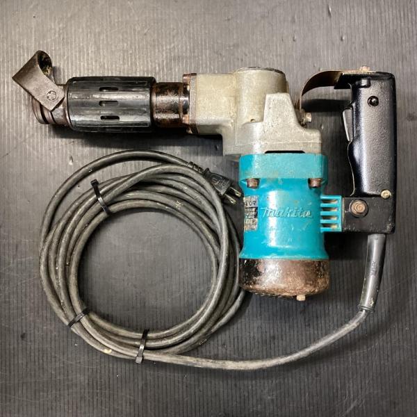 ご覧いただきありがとうございますmakita/マキタ HM0810 ハンマです状態：中古品(動作確認済み)打撃、問題ありません※その他点検不足な所もある可能性がございますのでご了承ください・六角シャンク17mm・単相100V・本体のみ・写真...