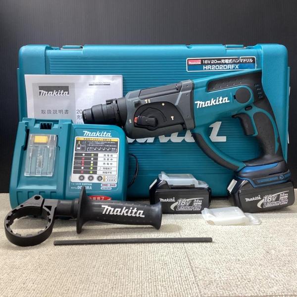 ご覧いただきありがとうございますmakita/マキタ HR202DRFX 18v充電式ハンマドリルです状態：中古美品・展示品・本体+充電器(DC18RA)+バッテリー(BL1830)2個+ケース・バッテリー:18.0V 3.0Ah※旧タイプ...
