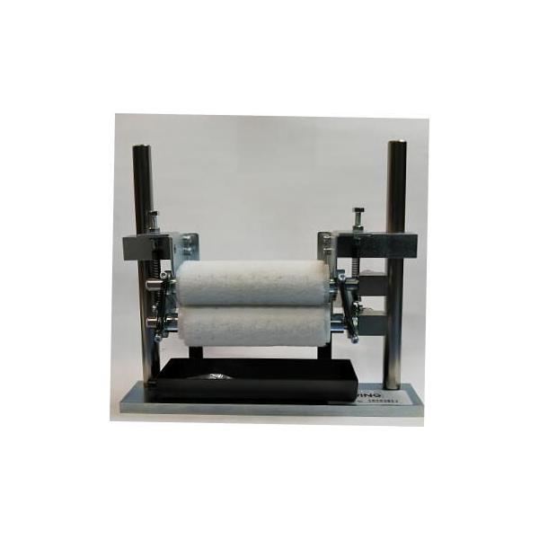 プレス加工のフープ材及び金型への給油装置IK-200　給油ローラー本体　   ヤベス企業（旧イシカワキカイ）パーツについては都度お問い合わせ下さい。