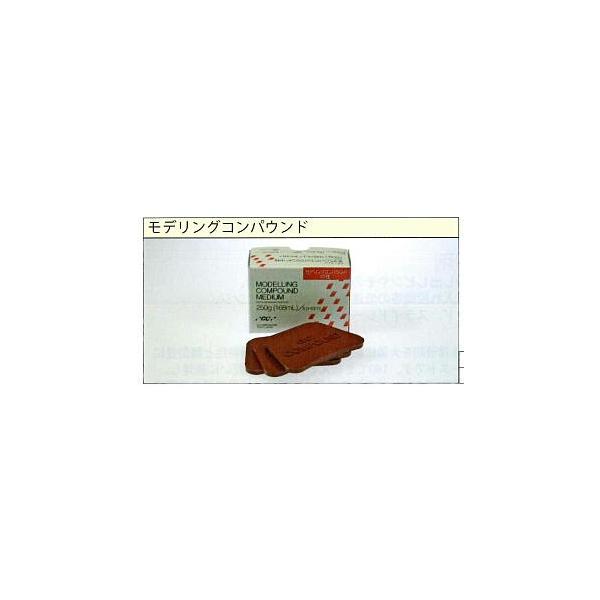 歯科用として開発された超精密ワックスです。役60℃の温湯中に2〜3分浸して軟化します。親戚中は指先で混ぜ、表面と内部の温度を均一にします。型取り後は、冷水を用いれば3分間で完全に硬化します。