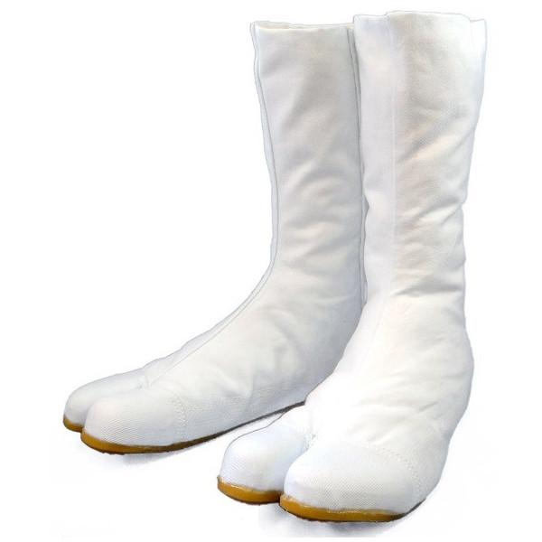 力王現場大王GD12W　ホワイトつま先を強高度樹脂で包んだ安全地下たび。500kgの耐圧で広範囲を保護、安心して高所の作業を行えます。■つま先保護面積が広い■軽量先芯入りつま先防護■JIS　L級準拠■土踏まず部湾曲ゴム底　力王独自のフィット...