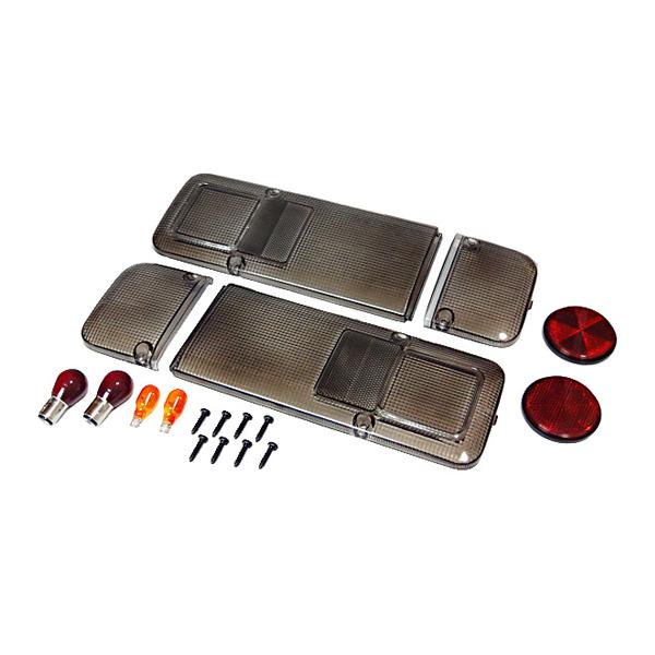 皆様の大変強いご要望により、テールレンズおよびターン部をスモークに製造いたしましたホンダアクティトラック専用の純正仕様のテールレンズ左右セットです。ホンダ　アクティトラック （HA3・4・5・6・7） に取り付け可能です。(1988年以降)...