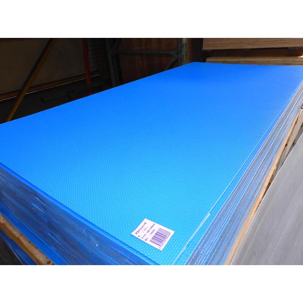 耐久性、耐衝撃性に優れた床養生材。ほこりを寄せにくい帯電防止処理