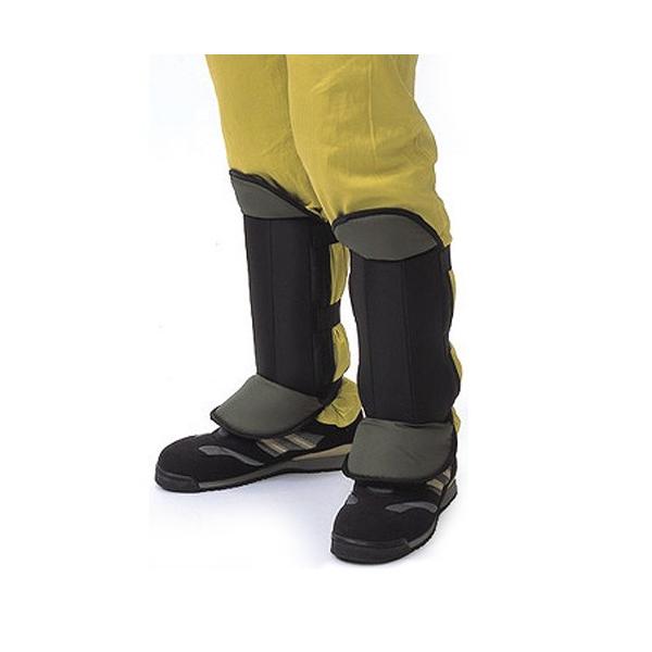 【特徴】撥水加工ナイロンと厚みのあるスポンジ、すね部のガード板によってすねを保護します。着脱は面ファスナーで簡単にできます。足首の動きを妨げないカットに加え、足の甲までおおうので靴を履いての作業にも便利です。男女兼用です。忌避剤加工が施され...