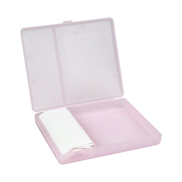 【特徴】チョークが5〜6本収納可能なチョークケースです。お手拭き付なので、チョーク使用後の気になる指先汚れをいつも清潔に保てます。底の転がり止めはチョークの保護にもなります。【用途】チョーク用収納ケース。【仕様】●サイズ：105×90×17...