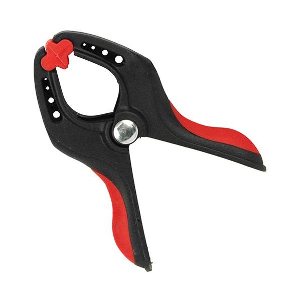 【特徴】ソフト樹脂のグリップ採用で手にやさしく、すべりにくいです。【用途】DIY等での仮止めや固定。【仕様】●口の開き：25mm。●全長：84mm。【材質】●本体：ナイロン製。●ハンドル：TPR樹脂。●はさみ部：PE樹脂。【サイズ】幅：60...