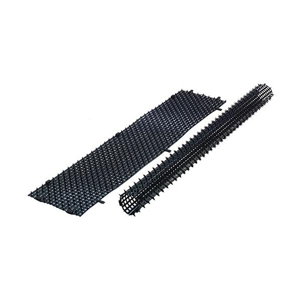 【特徴】シート状なので木に巻きつけるだけの簡単設置で、果実を狙う小動物の木登り対策に効果が期待できます。好きな大きさにハサミでカットして使用できます。【用途】獣害でお困りの場所に取付けることにより、果実や樹木の保護。【仕様】●1枚サイズ：幅...