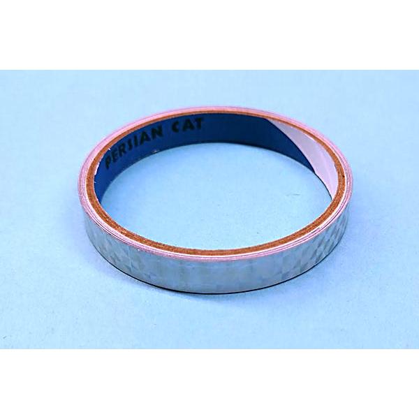 TOPMODEL ホログラムテープ 12mmx2mトップモデルJapanオリジナル商品です。ホログラム加工を施し、見る角度によって輝きや色が変化するテープです。太陽光の当たり具合でキラキラとよく反射します。裏面には粘着剤がついていますので、...