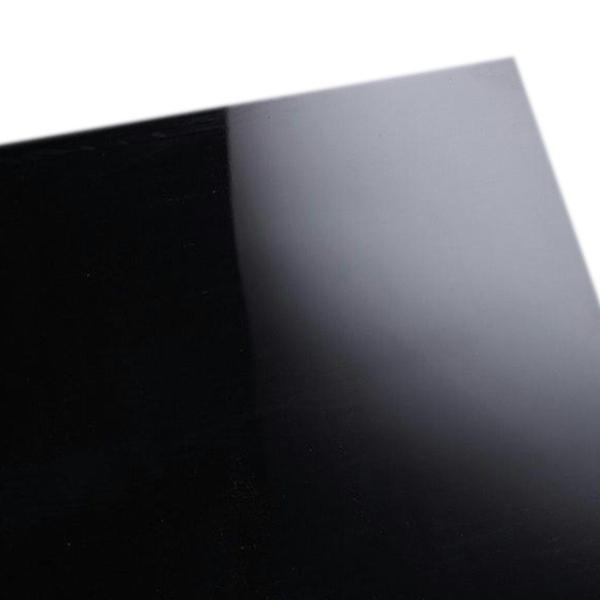 【商品名】泥除け EVA 黒(ブラック) 3mm厚 600×900mm [SA-46]【各種仕様】■入数：1枚■カラー：黒 (ブラック)■厚さ：3mm■サイズ：600×900mm