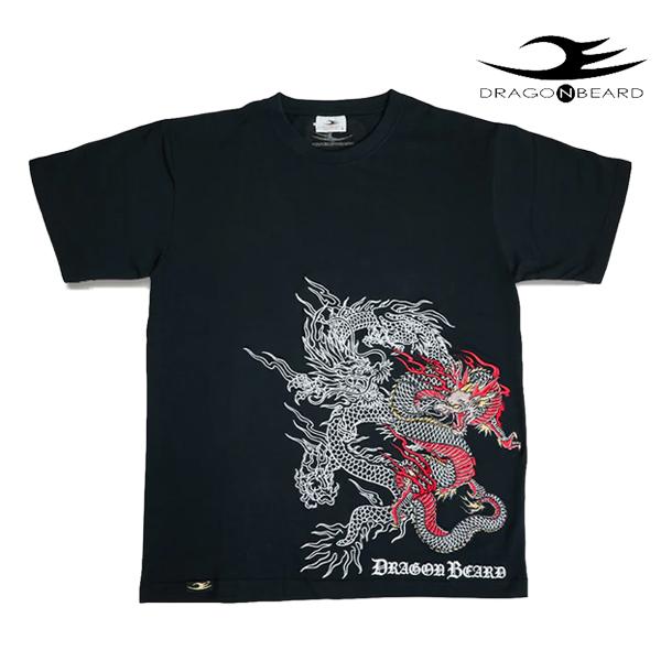 【発売日：2026年05月21日】商品説明ブランド初のアパレルがデビュー。DRAGON BEARDらしい世界観を、ブラックボディに大胆に落とし込んだグラフィックT。フロントには、躍動感あふれるドラゴンモチーフを大判刺繍で配置。線画をベースに...