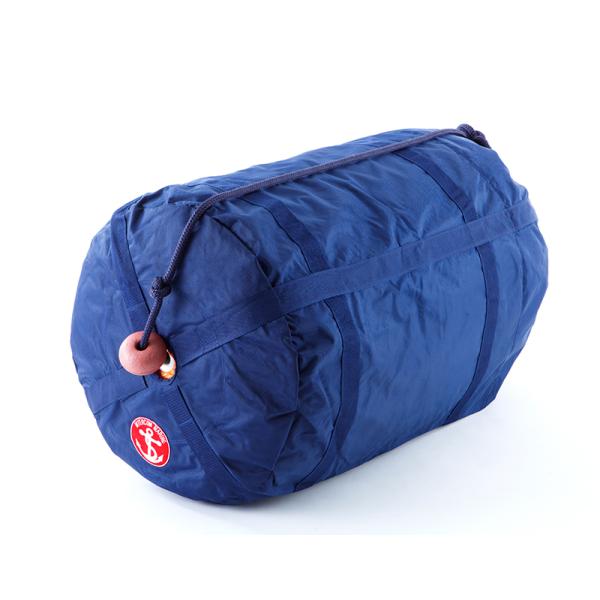 市販のK200フロート（オレンジフロート）に被せてご使用できる発泡スチロールフロート用のハードカバーです。素材はリュックやテントに使用される耐UVポリエステル800デニール生地を使用し、岸壁など条件の厳しい場所に係留する場合におすすめのカバ...