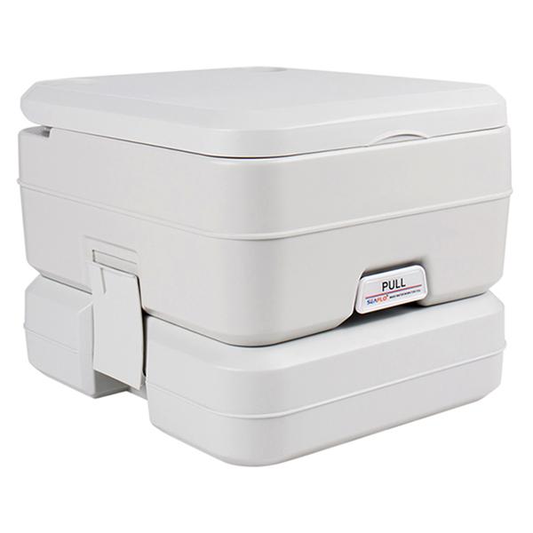 取り外しや設置が簡単な、水洗式のコンパクトポータブルトイレです。手動ポンプで蓄圧するだけで水が流れます。ボート用やキャンプ用としてではなくご自宅で使用したり、介護用として使用することもできる水洗式携帯トイレです上部の清水タンクに水を入れ、使...