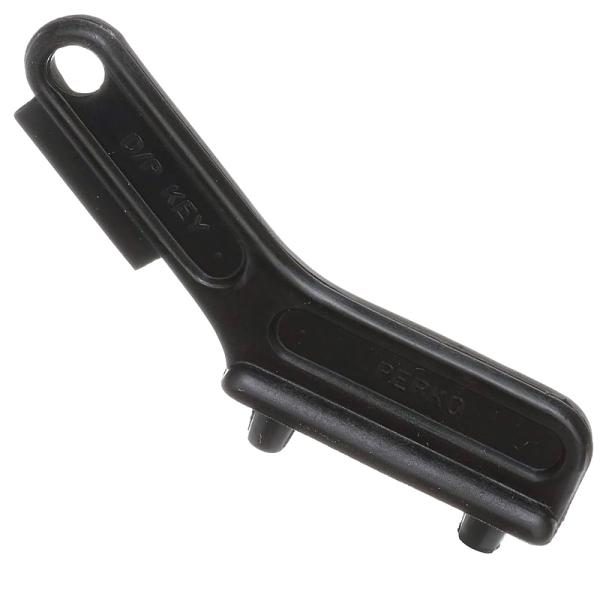 ガスキャップなどを空ける際に使用するPERKO製デッキフィルキーです。黒いプラスチック製でのピンとスロット用のキーとして使える形状になっています。ほとんどのデッキフィルに合いポケットサイズなのでコンパクトで収納にも困りません。ほとんどのデッ...