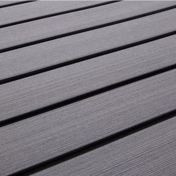 ■EVA製のチークデッキ風フロアマット。EVAとはEthylene-Vinyl Acetateエチレン-酢酸ビニル共重合樹脂の略称で、ポリエチレンよりも柔軟性と弾力性を持った用途が広く優れた熱可塑性合成樹脂のひとつです。EVAフォームをチー...