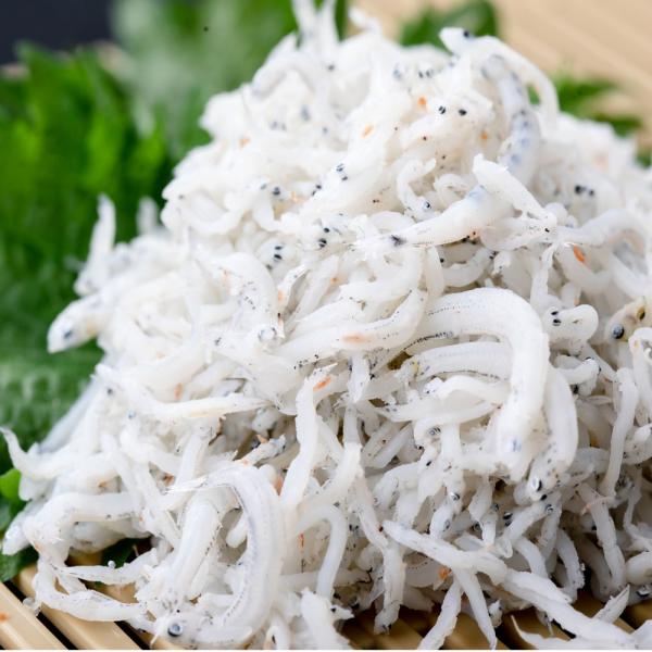 [内容量]200g×4P[賞味期限] 冷凍保存：冷凍保存で約90日　　　　　解凍後は冷蔵保存にて、3日以内にお召し上がり下さい。[商品説明]増富の冷凍釜揚げしらすは、和歌山県田辺湾周辺の沿岸でとれた鮮度の良いしらすを独自の冷凍技術で急速冷凍...