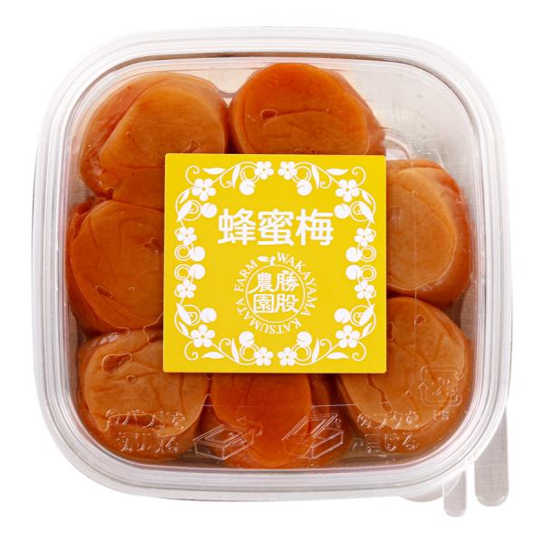 紀州南高梅使用！国産はちみつをたっぷり使用した減塩タイプのはちみつ梅のお試しサイズです。フルーティな甘さをご賞味ください。※包装不可商品[商品名]勝股農園　紀州南高梅　減塩はちみつ梅　[原材料]梅、漬け原材料［食塩、還元水飴、リンゴ酢、砂糖...