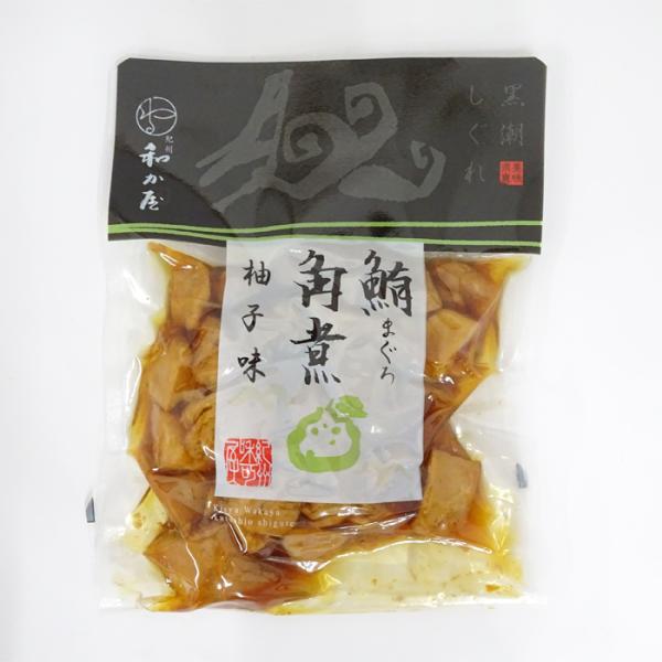 紀伊勝浦港で水揚げされたマグロを使用しました。柚子の風味が豊かなまぐろの角煮です。[販売者]和か屋（真珠漬本舗）[原材料]まぐろ（那智勝浦港産）、しょうゆ、砂糖、ワイン、清酒、みりん、還元水飴、柚子、風味調味料（かつお）、植物油／調味料（ア...