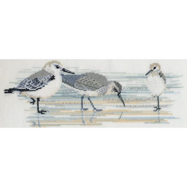 ・出来上がりサイズ：30×11cm・キット内容：刺繍布(ツヴァイガルト社製アイーダ)、刺しゅう糸、メタリック糸、針、図案、説明書(英語のみ)※日本語説明はございません。・イギリス製 (Made in United Kingdom.)・刺繍布...