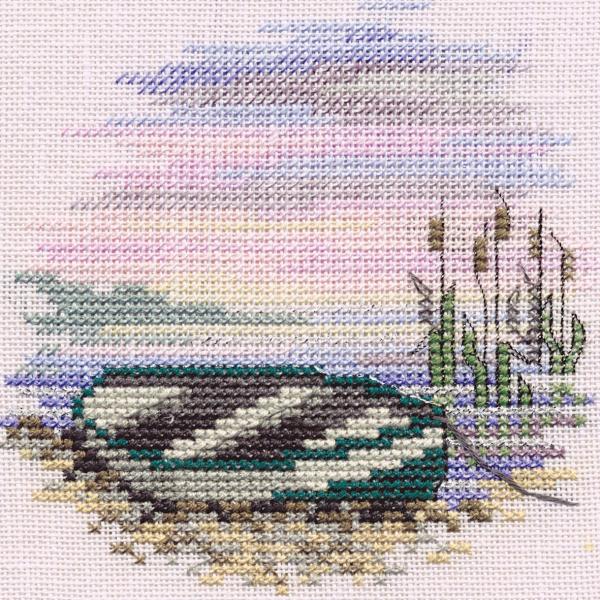 ・刺繍面サイズ：10cm×10cm (余白を含む)・キット内容：刺繍布(アイーダ)、刺しゅう糸、メタリック糸、針、図案、説明書(英語のみ)※本商品に日本語説明はございません。・イギリス製 (Made in United Kingdom.)・...