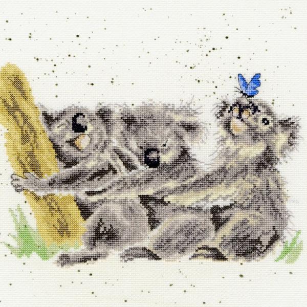 ・出来上がりサイズ：26×26cm (刺繍部分だけでなく、余白を含んだサイズになります。)・キット内容：刺繍布(ツヴァイガルト社製)、刺しゅう糸、針、図案、説明書(英語)、簡単な日本語説明・イギリス製 (Made in United Kin...