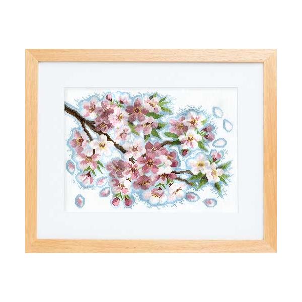 ●キット内容：刺繍糸、刺繍布、クロスステッチ針、図案付説明書●難易度：A(上級者向け)●額：W-27使用(別売)※W-37(ブラウン)も使用できます。●額外径：縦38.7×横47.7cm、額内径：縦33.3×横42.2cm、マット紙内径：縦...