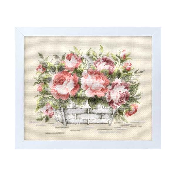 ●キット内容：刺繍糸(綿)、刺繍布(綿)、クロスステッチ針、図案付説明書●難易度：C(中級者向)●デザイン：オノエ・メグミ●出来上がりサイズ:29.7×36.4cm●オリムパス刺繍布No.3000(ジャバクロス中目・綿100％・ベージュ)使...