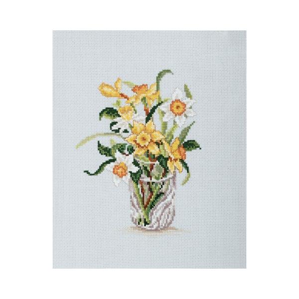 ・刺繍面サイズ：14×18cm (余白を含む)・キット内容：刺繍糸、(DMC製、綿100％)、アイーダ刺繍布(綿100％、ライトグレー)、針、図案、簡単な日本語説明・刺繍布目数：16カウント(1インチ≒2.54cmあたり16目、10cmあた...