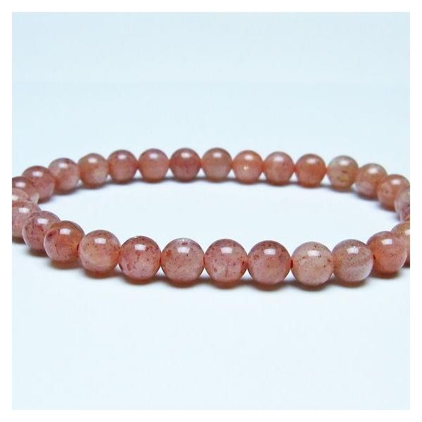 ■商品名オレンジムーンストーン ブレスレット■天然石名オレンジムーンストーン■サイズ粒直径:約6mm(±0.5mm) 　内周:約156mm(±5mm)■重量10g■商品番号111-48534