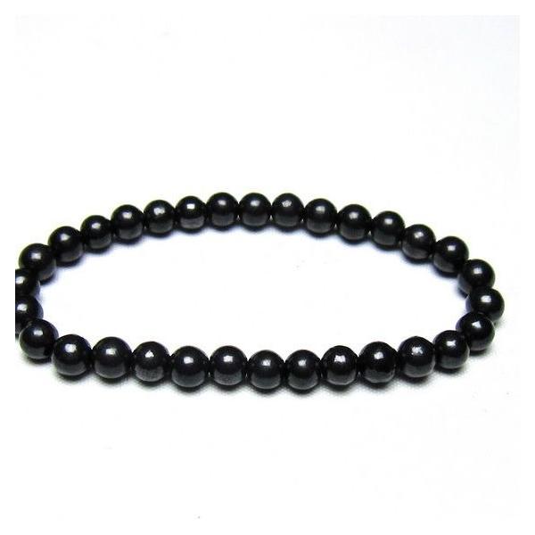 ◆5のつく日 全品10％オフクーポン配布中◆■商品名シュンガイト ブレスレット■天然石名シュンガイト■サイズ粒直径:約6mm(±0.5mm) 　内周:約155mm(±5mm)■重量9.2g■商品番号111-49633