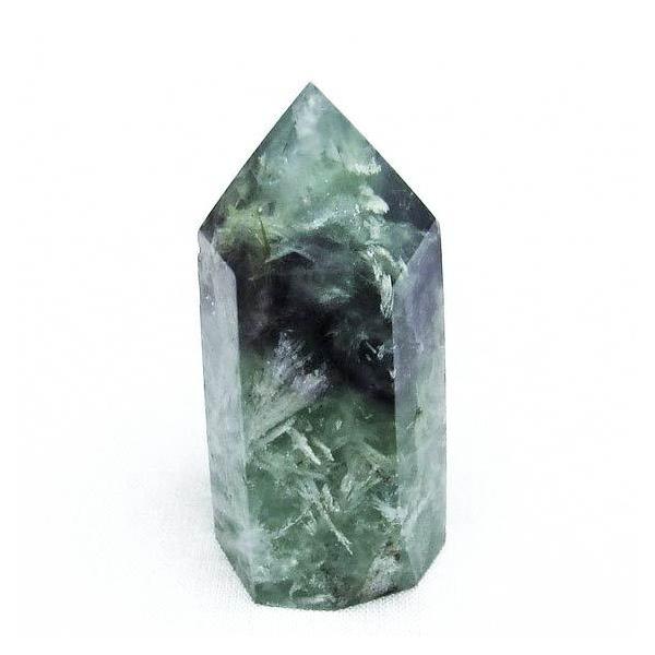 ■商品名エンジェルフェザー フローライト 六角柱 ■天然石名エンジェルフェザー フローライト ■サイズ高さ:約59mm　横:約26mm　厚さ:約24mm　■重量69g■商品番号142-5493エンジェルフェザー六角柱 フローライト六角柱