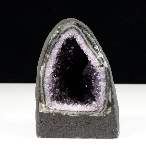 ■商品名アメジスト ドーム■天然石名アメジスト■サイズ高さ:約130mm 横:約95mm 厚さ:約95mm■重量1.3Kg■商品番号174-2268