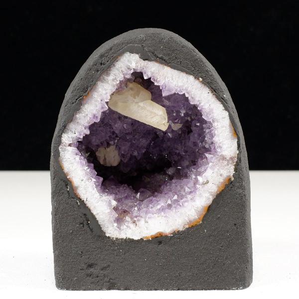 ■商品名アメジスト ドーム■天然石名アメジスト■サイズ高さ:約130mm 横:約100mm 厚さ:約95mm■重量1.5Kg■商品番号174-2269