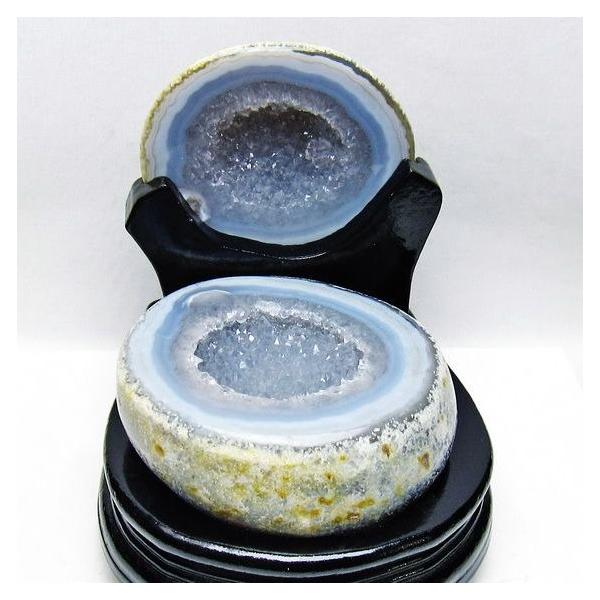 ■商品名トレジャーメノウ■天然石名アゲート■サイズ高さ:約90mm 〜0mm 横:約100mm 〜115mm 厚さ:約35mm 〜100mm■重量1.2Kg■商品番号175-1597