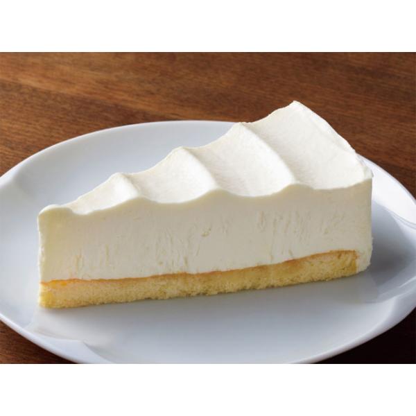 手作り感のある波形が特長のレアタイプのチーズケーキです。◇最終加工地：中国◇主要原材料：乳等を主要原料とする食品、ナチュラルチーズ、砂糖、全卵、水あめ、小麦粉、レモン濃縮果汁、マーガリン、果糖ぶどう糖液糖、洋酒、大豆油、ゼラチン、食塩／ 乳...
