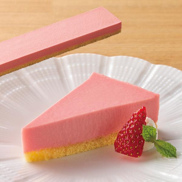 なめらかな食感のいちごムースと、シロップを染み込ませたスポンジを合わせたいちごのケーキです。◇最終加工地：日本(群馬)◇主要原材料：砂糖、ショートニング、粉あめ、乳等を主要原料とする食品、全卵、加糖れん乳、食物繊維(イヌリン)、小麦粉、水あ...