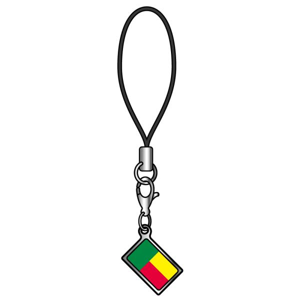 【商品仕様】●国旗プレート：約縦1×横1.5×厚0.1cm●全長：約85mm（ストラップパーツ含む）●材質：真鍮製