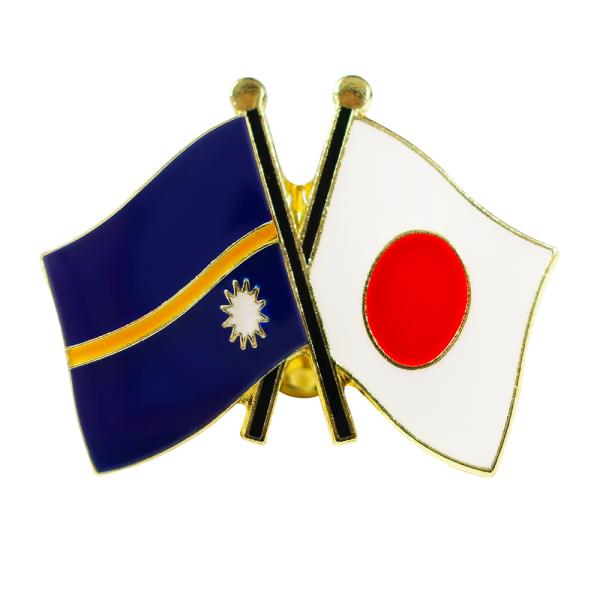 世界の国旗　ピンバッジ2ヶ国友好旗タイプ【基本仕様】 サイズ：約20×20ｍｍ材質：亜鉛合金・樹脂盛り★よくあるご質問<左側の国旗が裏側です。失礼ではないですか？日本において国旗掲揚のプロトコルとしまして・国旗に向かって左側が優先国と...