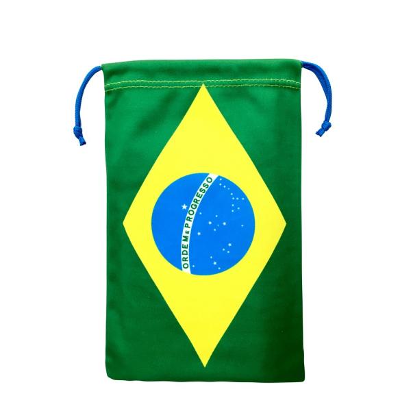 メガネ拭きと同じマイクロファイバー素材を使用しているのでメガネ入れやスマートフォンポーチとしてお使い頂けます。デジカメやコスメ等、ちょっとした小物入れにも便利なポーチです。【基本仕様】■サイズ：（約）115×180mm ■生地：マイクロファ...