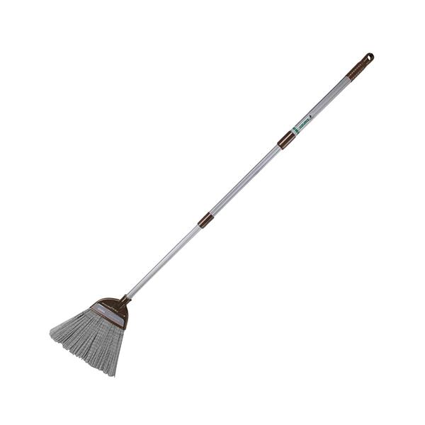 JANコード  4970190270711ブランド名  アズマ商品名  ３段伸縮化繊ホーキ　ＡＬ規格  BR186商品サイズ  幅245 ×高さ1305 ×奥行き30mm重量330ｇ用途  屋外の床の掃き掃除。機能・特徴  軽くてサビにくい...