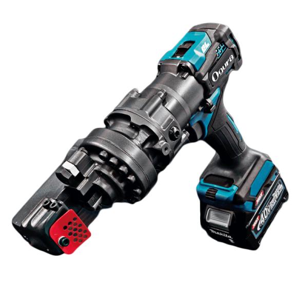 D16向けコードレス鉄筋カッター史上最速のD16 (SD390)鉄筋を1.7秒※1 で切断。モーター部は360°回転するので、現場での臨機応変な対応が可能。40V maxバッテリ仕様の新型ハイパワーブラシレスモーターを搭載。モーター部には「...